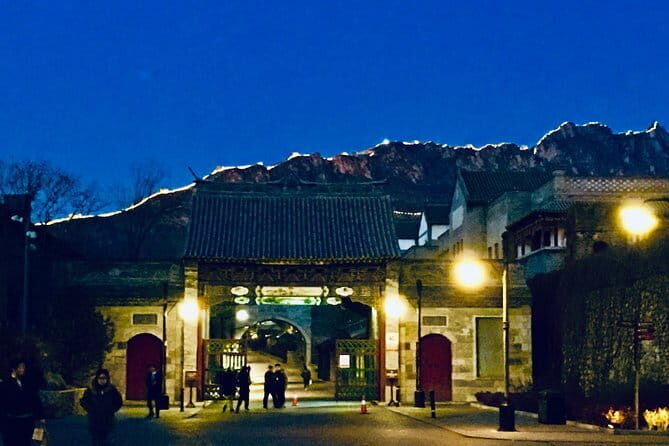 SiMaTai GreatWall GuBeiWaterTown Night Trip English Driver-TR APP - Transportation and Practical Details