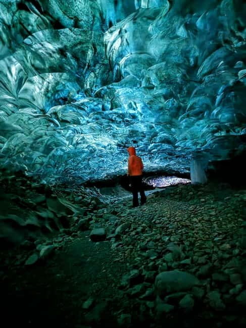 Sindris Ice Cave Photography Tour: A Locals Perspective - A Closer Look at the Experience