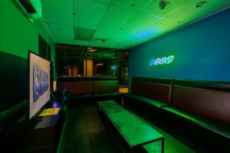 Sing Your Heart Out: Kapolei Karaoke Experience - Key Points