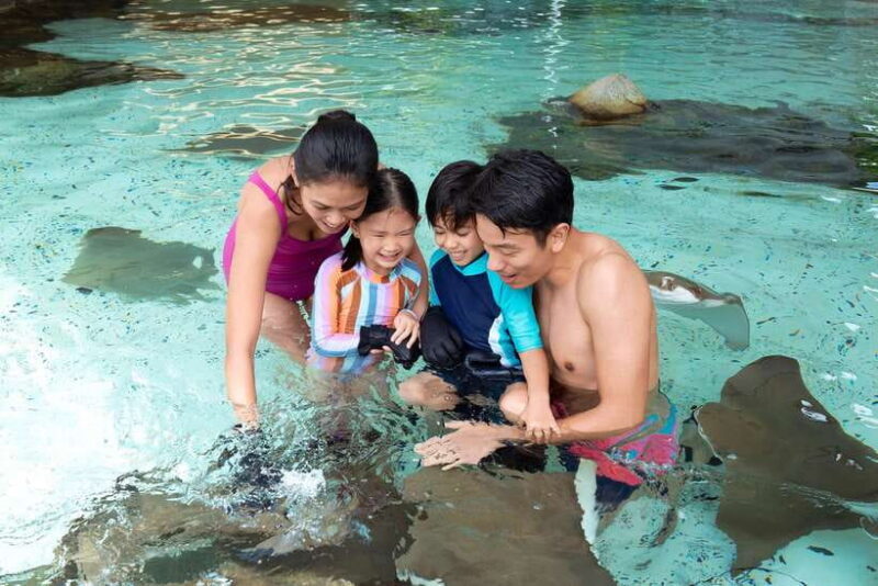 Singapore: Adventure Cove Waterpark Entrance Ticket - FAQ