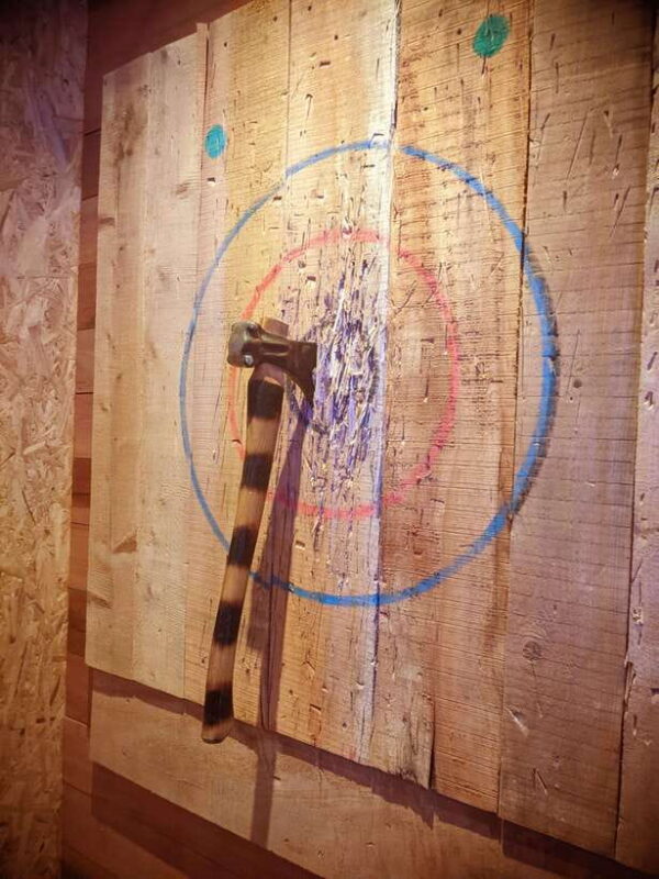 Singapore: Axe Factor (Axe Throwing Experience) - Practical Tips for Visiting