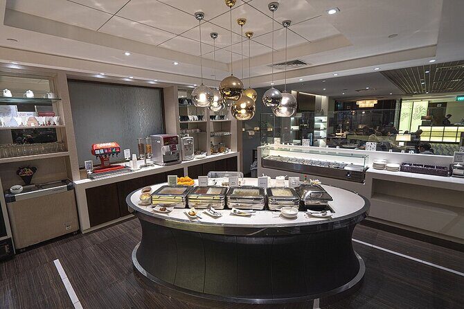 Singapore Changi Airport (SIN) T1/T2/T3/T4 VIP Lounge Access - Value for Money: Is It Worth It?