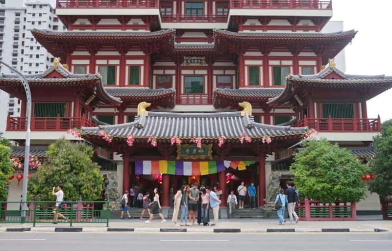 Singapore: Chinatown Food Tour with 6 Tastings - Key Points