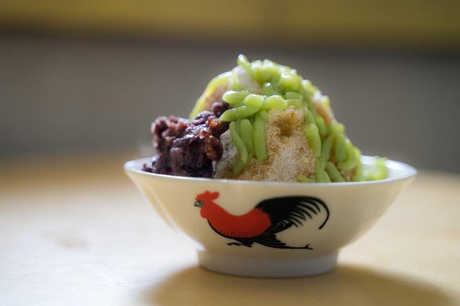 Singapore Chinatown Market Private Food Tour with 7 Food Tastings - A Deep Dive into the Experience