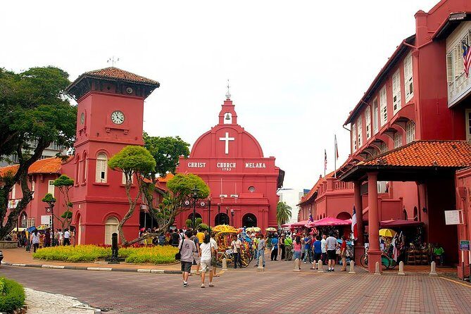 Singapore City Hotels To Kuala Lumpur City Hotels En-route Malacca Heritage Tour - Hilltop and Market Vibes: Bukit China and Jonker Street