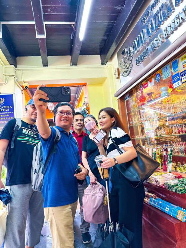 Singapore: Genies of Kampong Glam  Experiential Heritage - What Sets This Tour Apart: Highlights and Practicalities