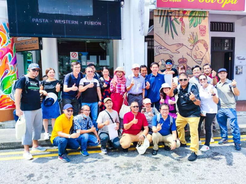 Singapore: Genies of Kampong Glam  Experiential Heritage - The Experience of the Guided Tour