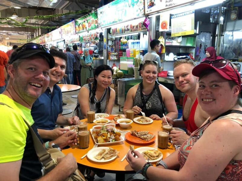 Singapore: Half-Day Street Food & Street Art Walking Tour - The Value of a Small-Group Tour