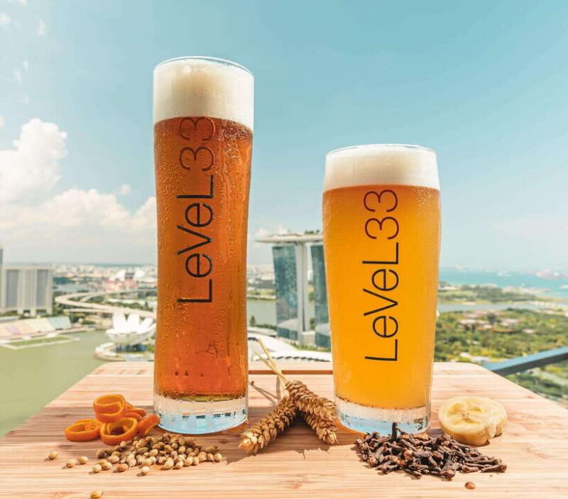 Singapore: LeVeL33 Craft-Brewery Restaurant & Lounge Package - Service & Group Size