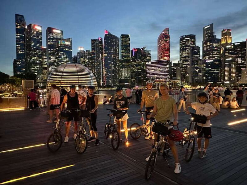 Singapore: Light to Night Bike Tour - Exploring Chinatown