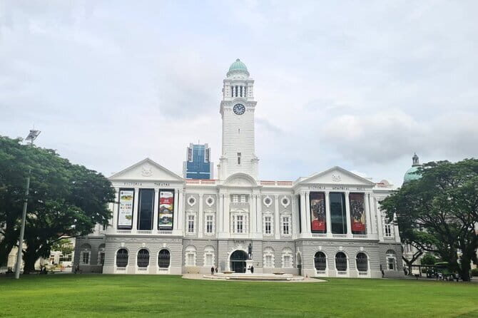 Singapore Morning Tour, Gardens by the Bay and Sentosa Transfer - FAQ