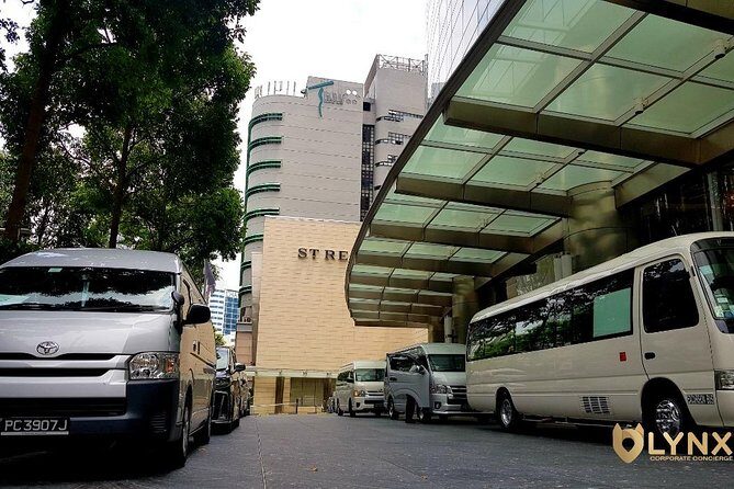 Singapore Premium Chauffeur Airport Arrival or Departure Limousine services - An Overview of What You Can Expect