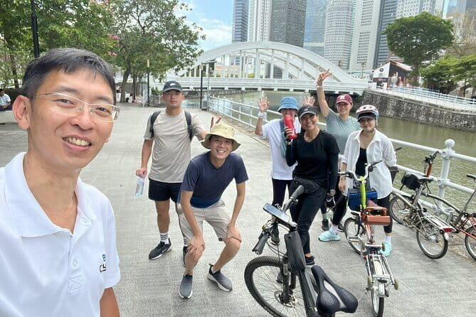 Singapore Private Brompton Bike City Tour - The Experience in Practice