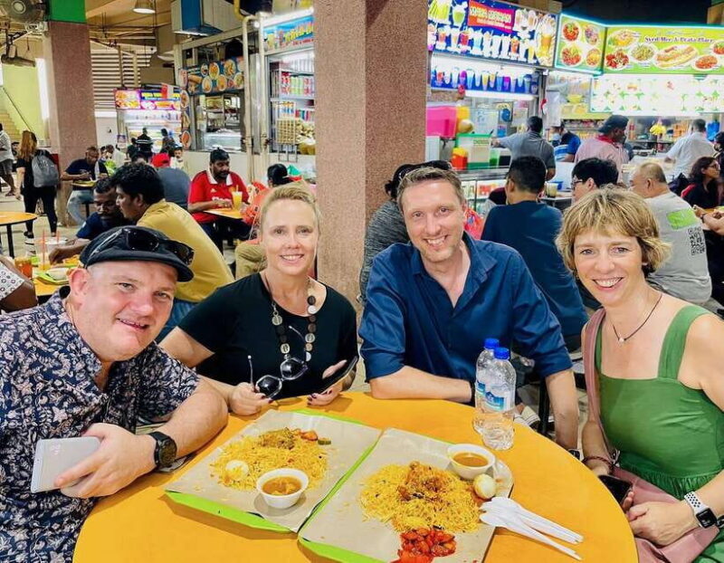 Singapore: Private Food & Heritage Walking Tour - Key Points