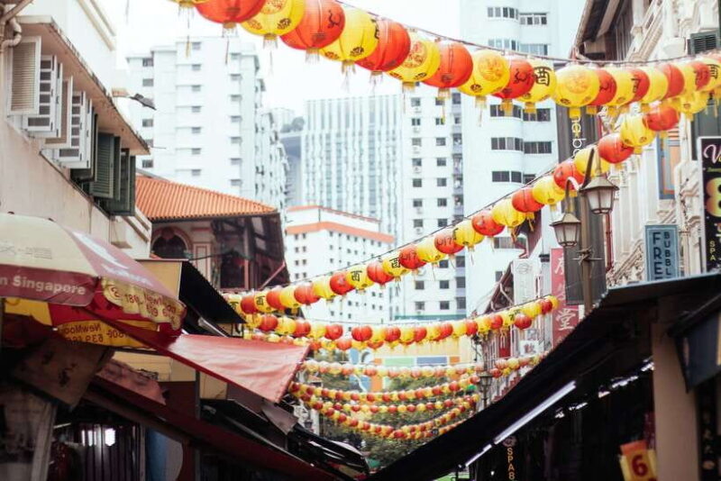 Singapore: Private Tour w/ Locals  Highlights & Hidden Gems - FAQ