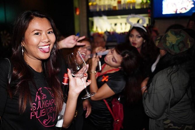 Singapore Pub Crawl - Authentic Experiences and Traveler Insights