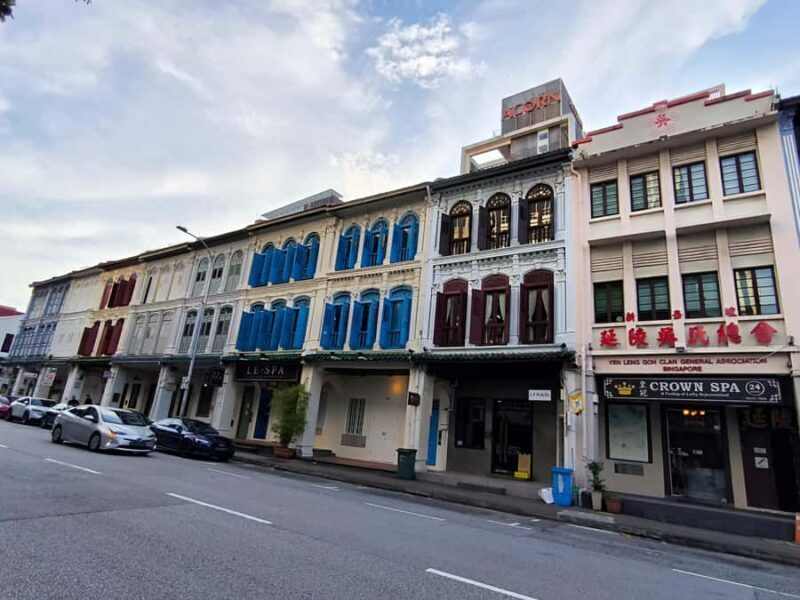 Singapore: Quayside Chronicles & Fort Canning Tales w/Lunch - Key Points