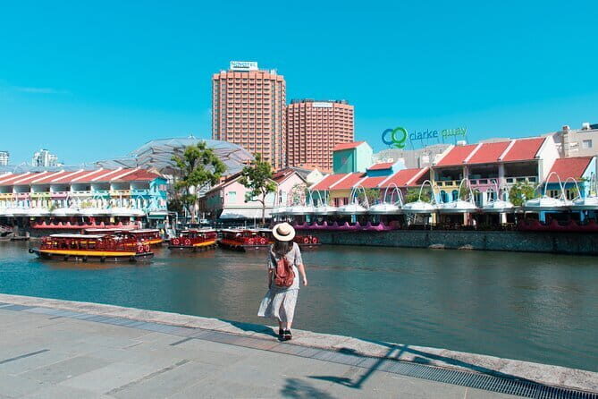 Singapore River Cruise with Two Way Return Transfer - Key Points