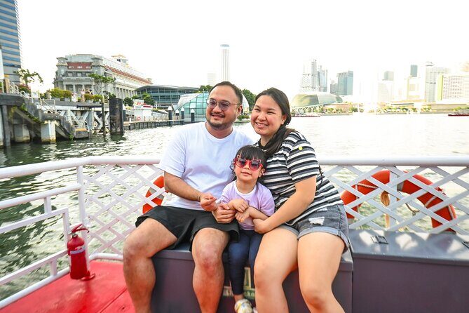 Singapore River Sunset Boat Tour with Dinner - Key Points