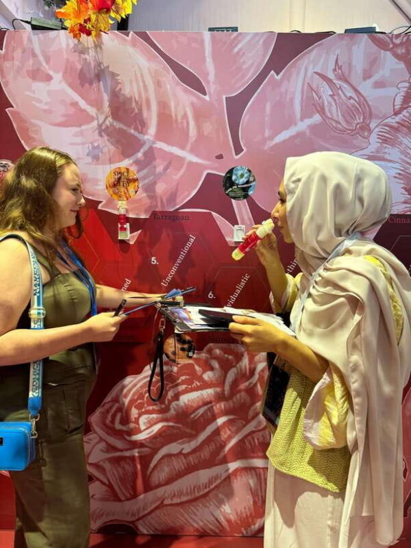 Singapore: Scent Crafting Workshop with Rainforest Orchids - A Practical Look at the Scent Crafting Experience