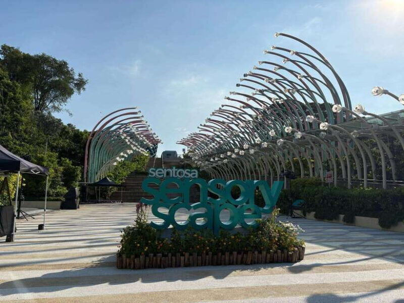 Singapore Sentosa Evening Escape - Light & Sound Experience - A Closer Look at the Itinerary and Experience