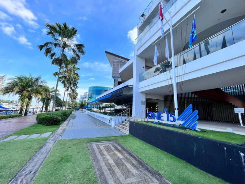 Singapore: Southern Island Cruise & Dining at Clubhouse - Who Will Love This Experience?