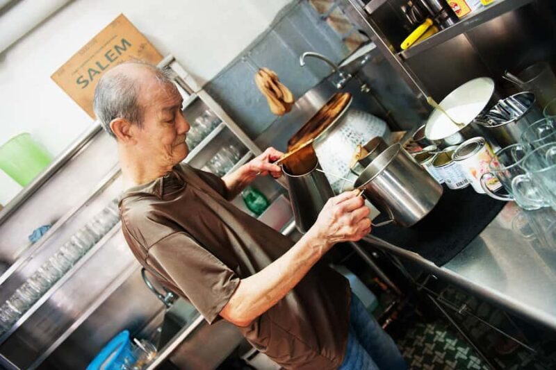 Singapore: The Local Breakfast Club - A Closer Look at the Singapore Breakfast Tour