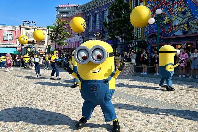 Singapore Universal Studio with One Way Transfer - The Experience: What You Can Expect