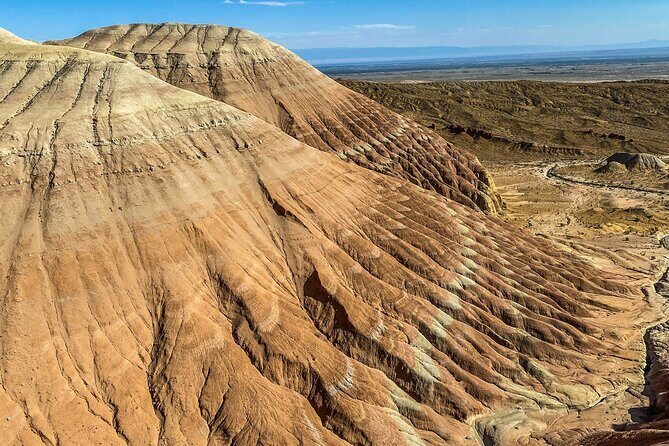 Singing dunes & Aktau mountains group tour to Altyn Emel - Key Points