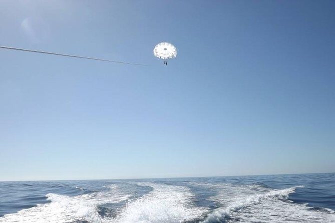 Single, or Double PARASAILING in Cabo with Views of The Arch - Who Will Love This Tour?