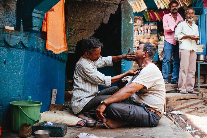 Single Walking Tour. Local culture, religion, traditions and more. Daily Tour - A Closer Look at the Tour Experience