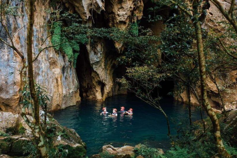 Sinh Ton Valley Tour: Explore Dark Cave and E Cave - An In-Depth Look at the Sinh Ton Valley Tour