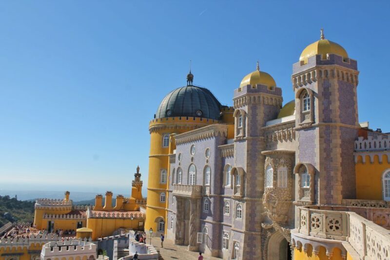 Sintra and Cascais: Full-Day Private Sightseeing Tour - What Makes This Tour Special