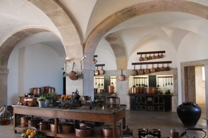 Sintra and Cascais: Full-Day Private Sightseeing Tour - Who is This Tour Perfect For?