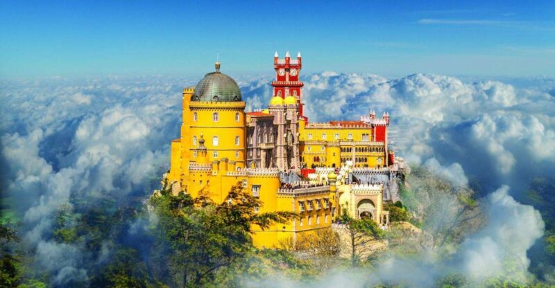 Sintra and Cascais: Full Day Tour - Cascais: Seaside Charm and Beach Beauty