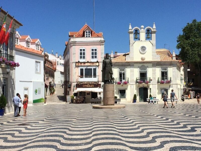 Sintra and Cascais: Private day Tour from Lisbon - Key Points