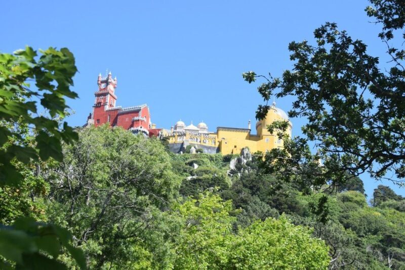 Sintra and Cascais Private Tour with a Local - Discovering Sintra’s Architectural Marvels