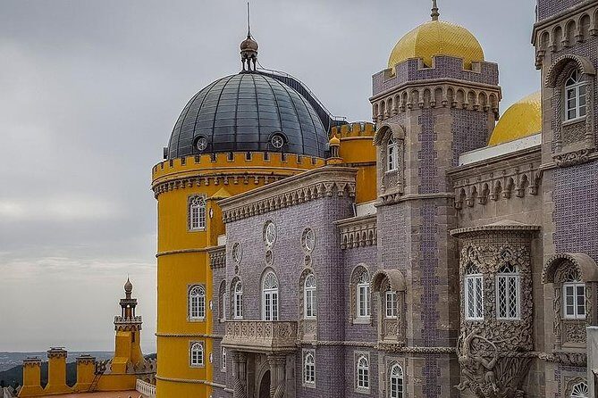 Sintra, Cabo da Roca and Cascais Tour from Lisbon - FAQ