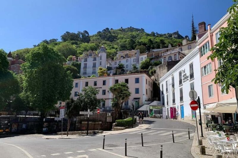 Sintra, Cascais, & Cabo da Roca Full-Day Tour with 1 Palace - Roca Cape: Europe’s Westernmost Tip