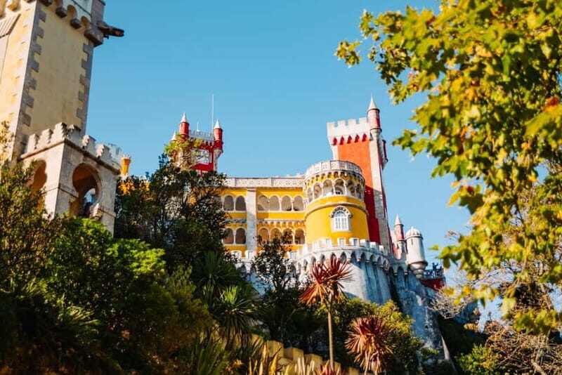 Sintra Day Trip with Exclusive Early Access to Pena Palace - Key Points