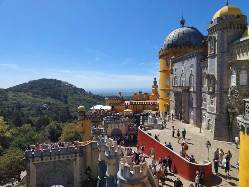 Sintra: Enchanting Palaces & Scenic Landscapes Tour - Itinerary Breakdown