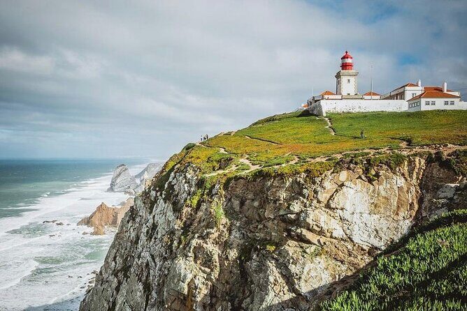 SINTRA FULL-DAY PRIVATE TOUR, Roca Cape, Guincho Beach, Cascais & Estoril - FAQs