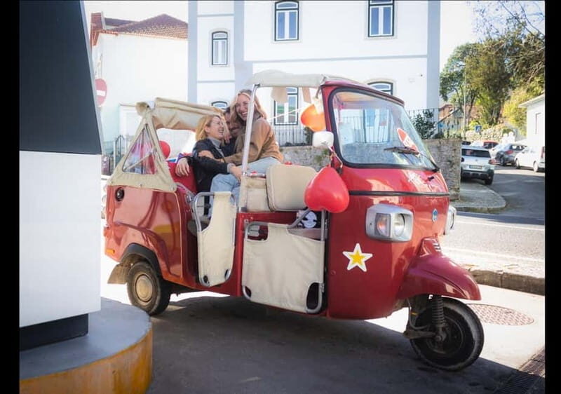 Sintra: Guided History & Highlights Tuk-Tuk Tour with Pastry - Key Points