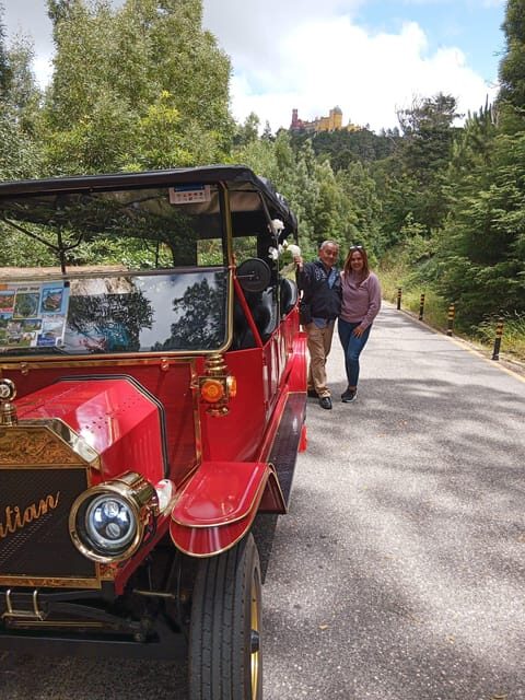 Sintra: Mountain tour by vintage TukTuk - Key Points
