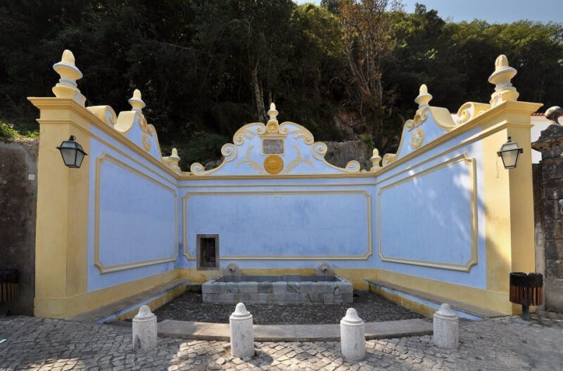 Sintra: -Sintra Sightseeing Tour With Tuk Tuk (1hr) - Who Should Take This Tour?