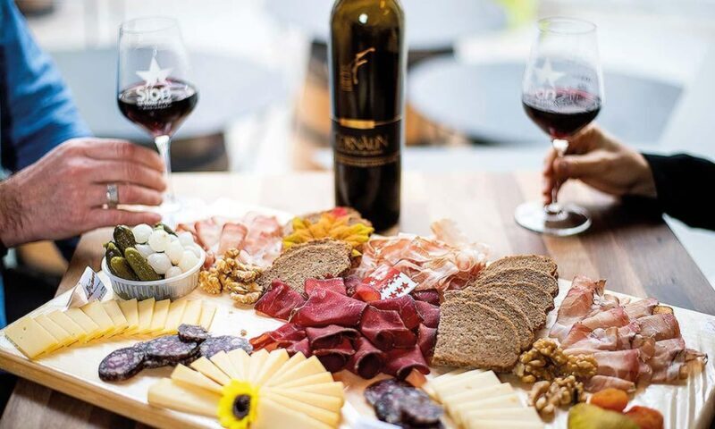 Sion: Sion Wine Tour - wine tasting and guided tour - Exploring the Sion Wine Tour: A Blend of History, Flavors, and Authentic Charm
