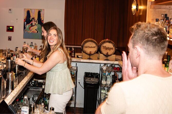 Sip History in a Secret Speakeasy with Drinks Included - Who Should Do This Tour?