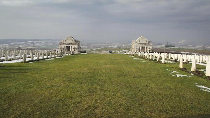 Sir John Monash Centre in the Somme from Paris aboard a Van (4/7 pax) - Key Points