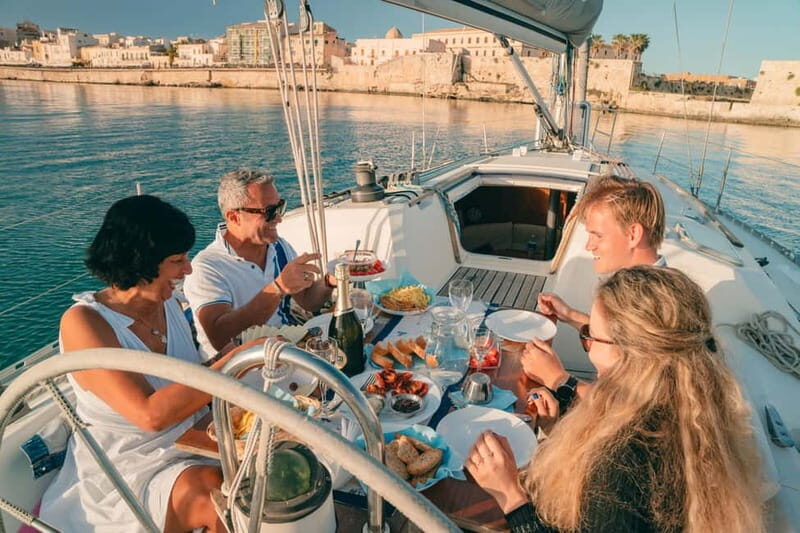 Siracusa: Aperitivo in Barca a vela - Key Points