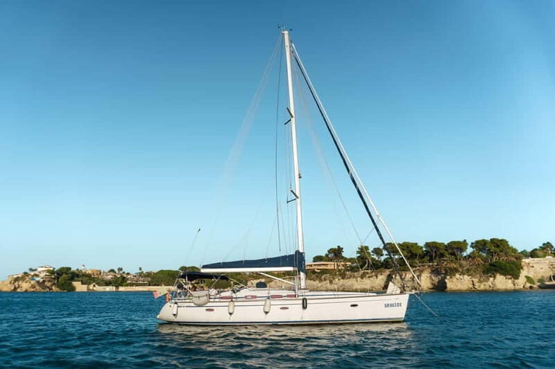 Siracusa: Aperitivo in Barca a vela - The Sum Up